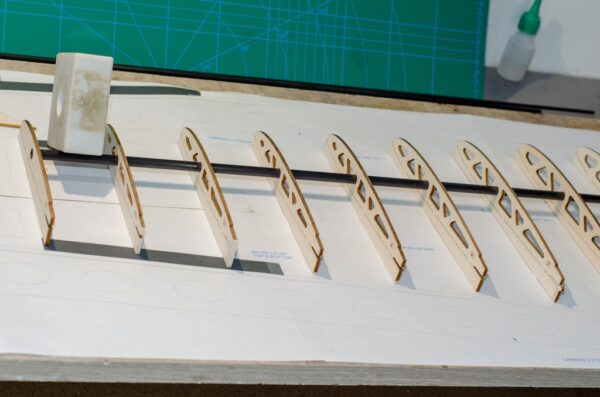 How to build AVIS - RC Glider Plank Flying Wing - AviPlans